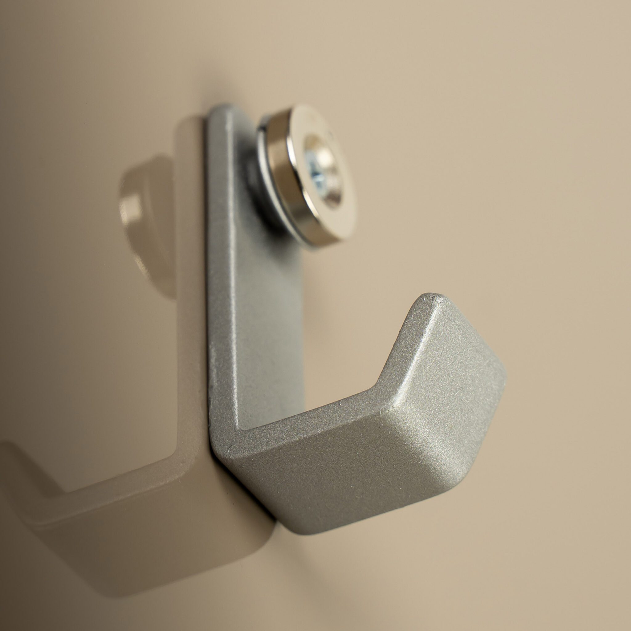 Magnetic Hook - Genesis Products